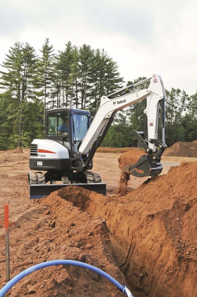 Equipment Spotlight: Reduced/Zero Tail Swing Excavators | Underground ...