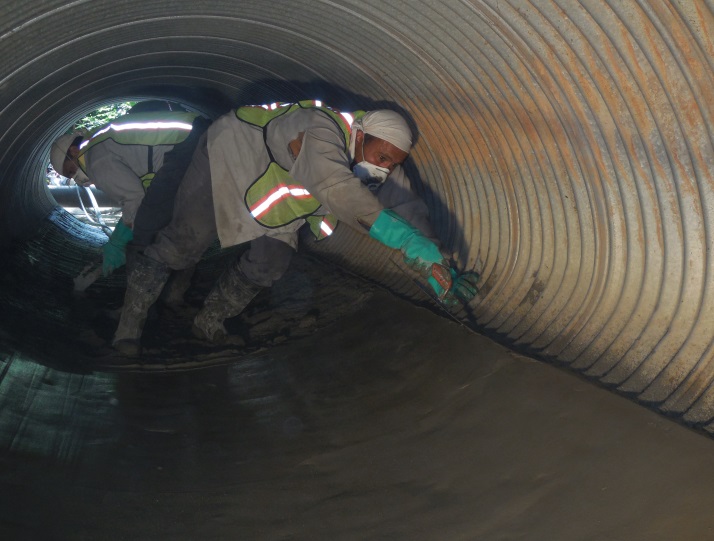 Rehab Focus: Manhole/Pipe Coatings | Underground Construction