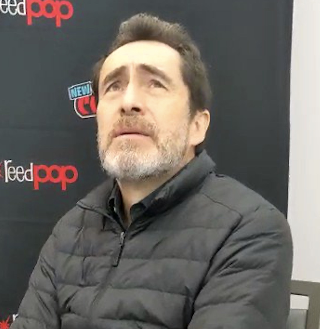 Presenta el actor Demian Bichir la serie Déjame entrar en la Comic Con ...