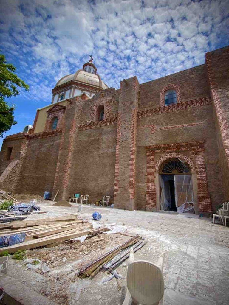 Está cerrada desde inicios de julio la catedral de Ciudad Altamirano por rehabilitación - El Sur ...