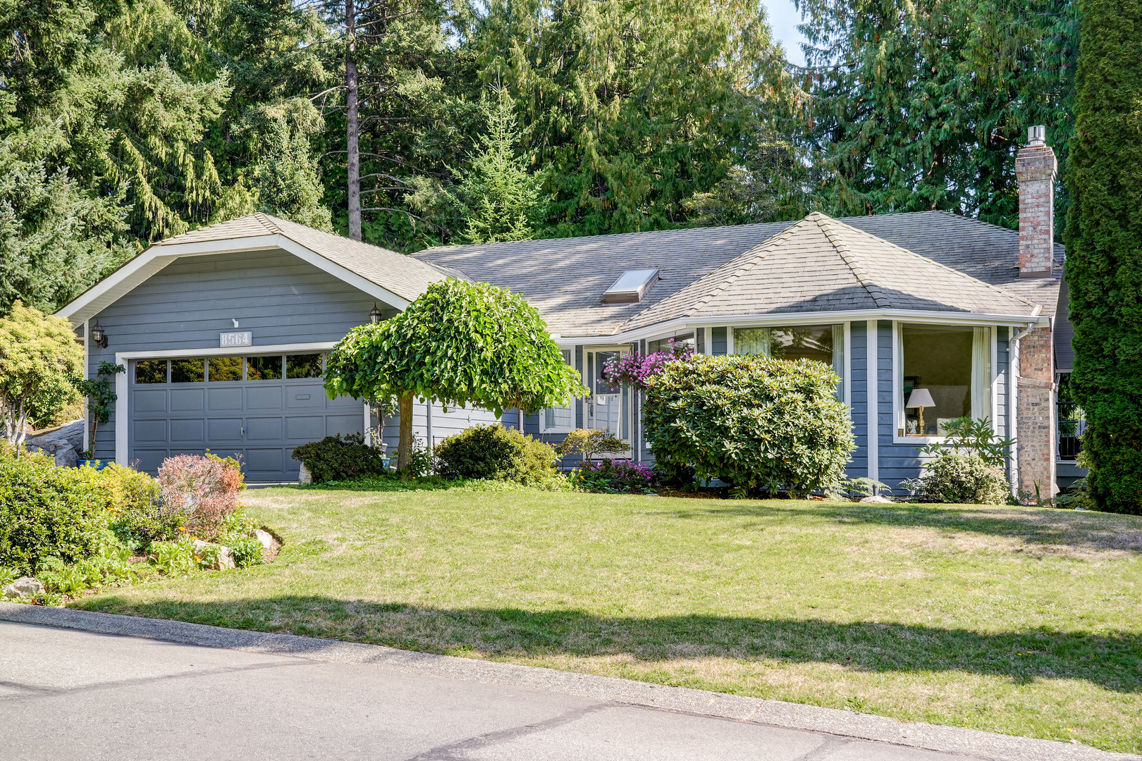 Uplist - 8564 Kingcome Cres