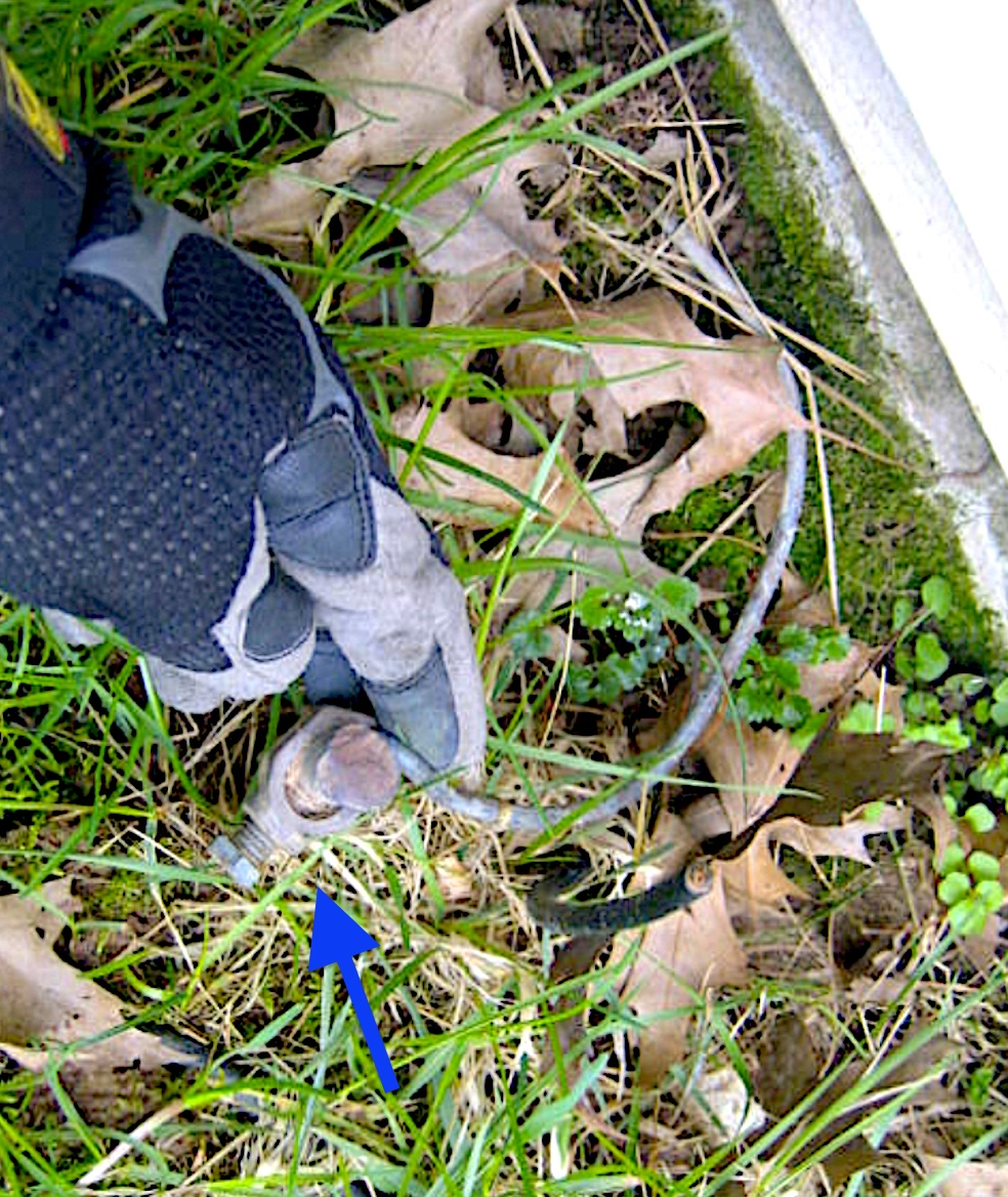 Inspecting the Main Electrical Panelboard During a Home Inspection ...