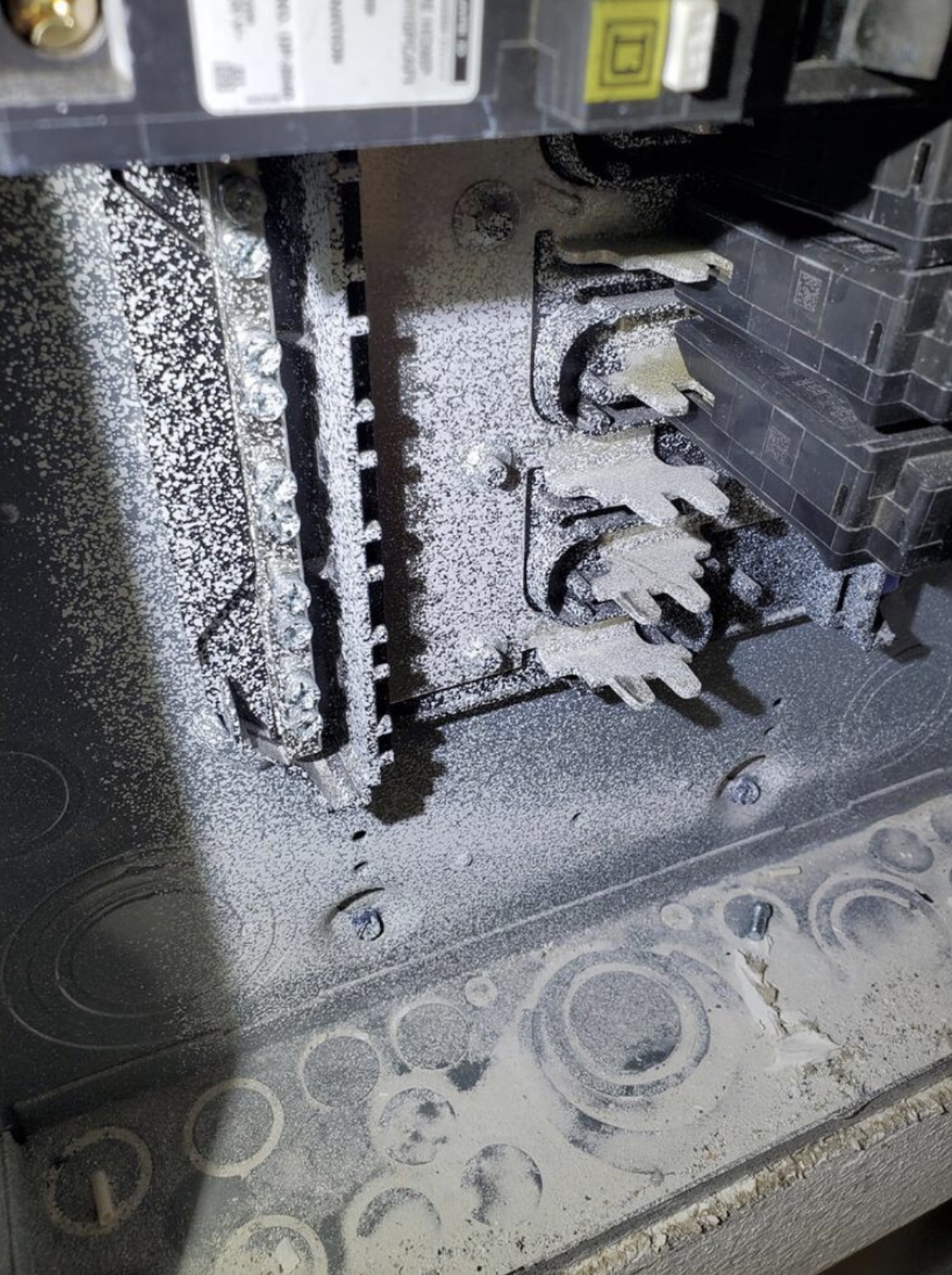 Inspecting the Main Electrical Panelboard During a Home Inspection ...