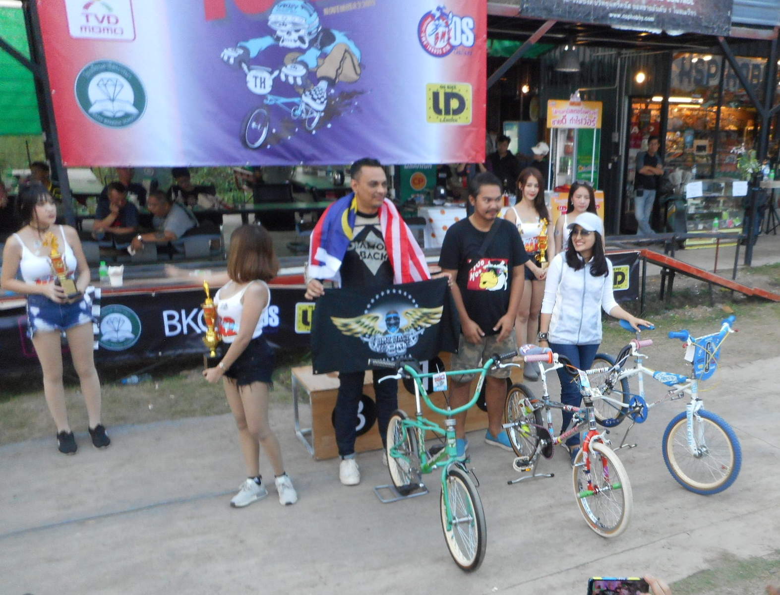 10th annual Bangkok BMX show..192 shots! - BMXmuseum.com Forums