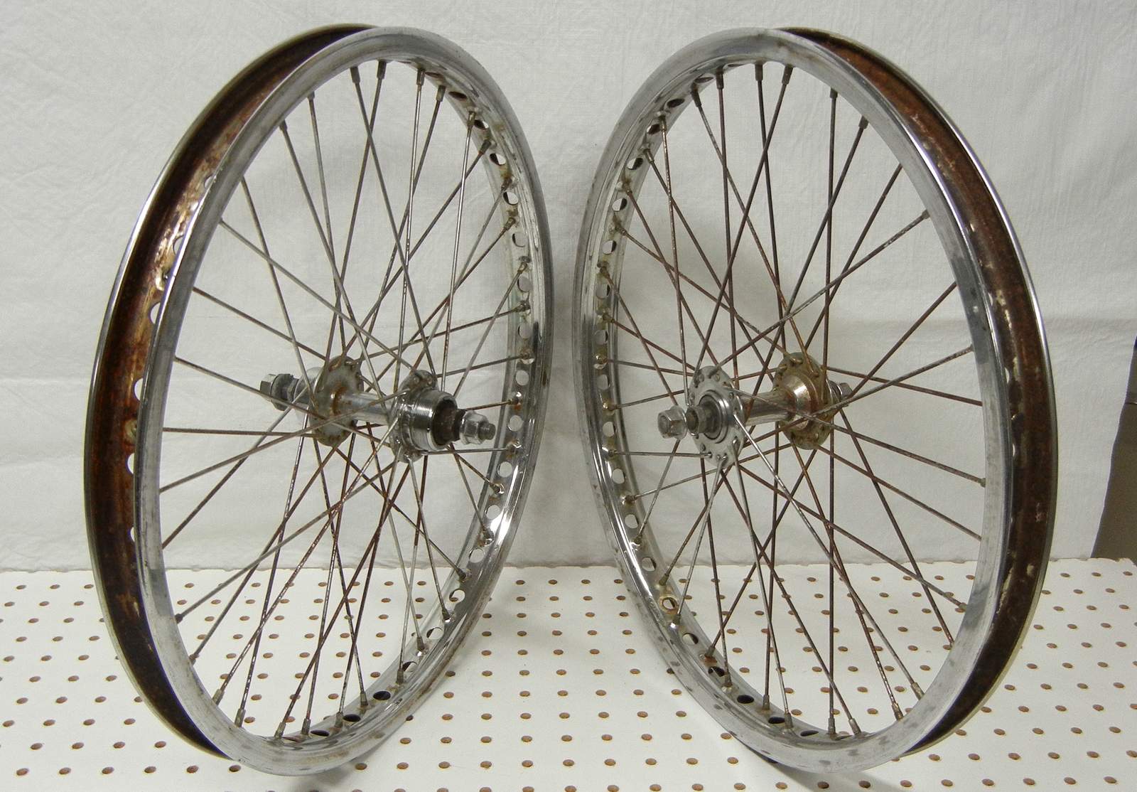 BMXmuseum.com For Sale / CMC Pro Class style steel rims w/ steel hubs ...