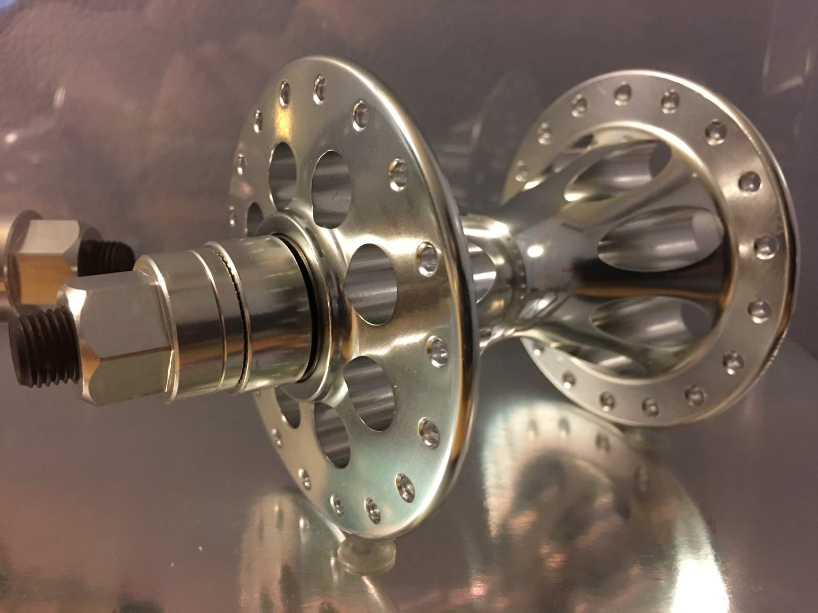 RETRO Hubs Close Look - TNT 1st Gen Revolvers & Profile Gyro Lite II's ...