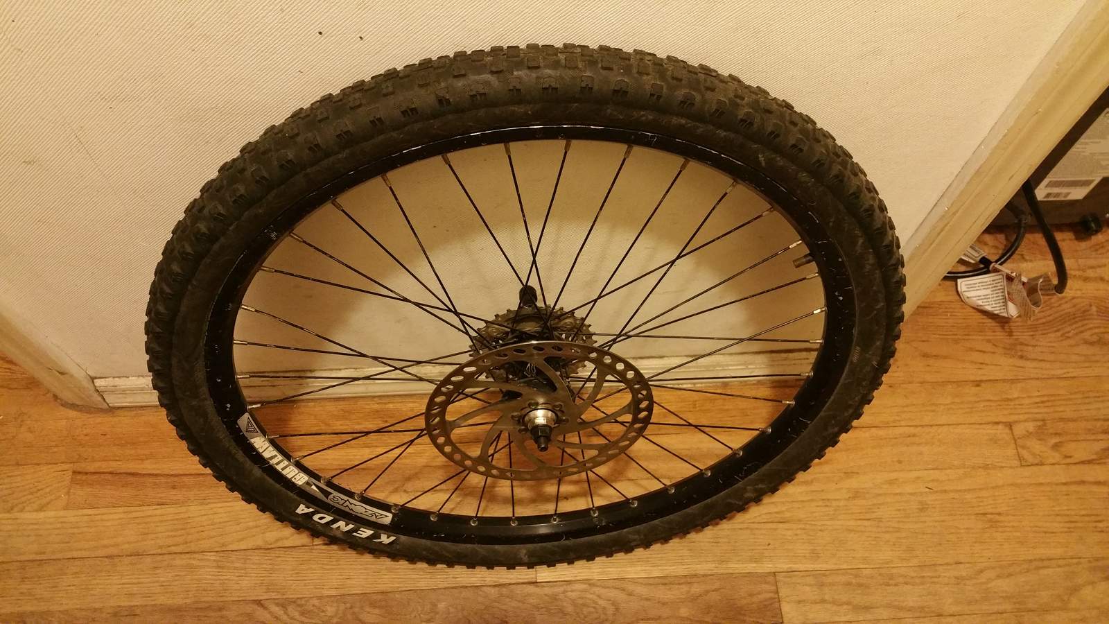 AZONIC OUTLAW WHEELSET WITH KENDA TIRES AND HAYES ROTORS - BMXmuseum ...
