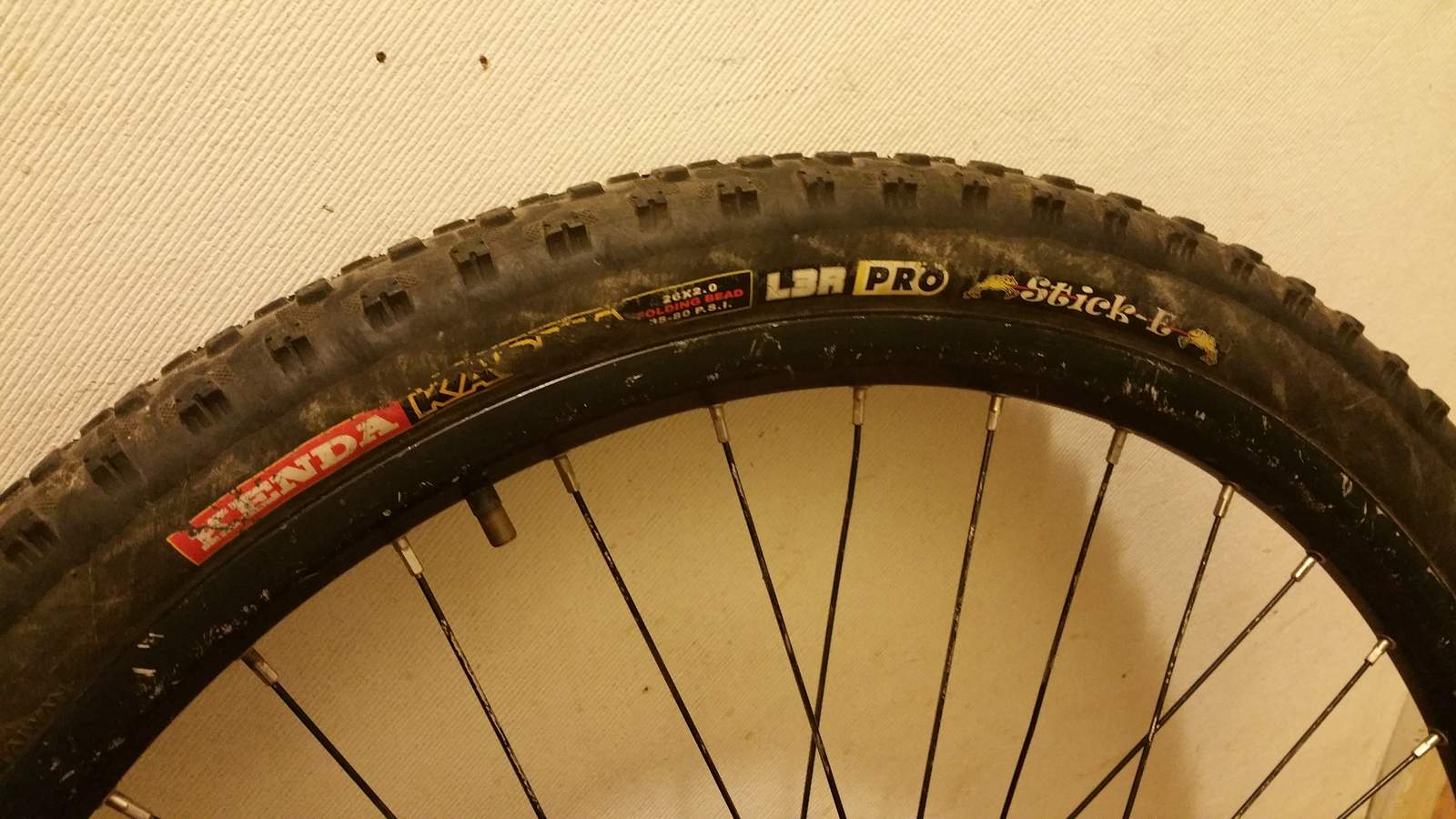 AZONIC OUTLAW WHEELSET WITH KENDA TIRES AND HAYES ROTORS - BMXmuseum ...