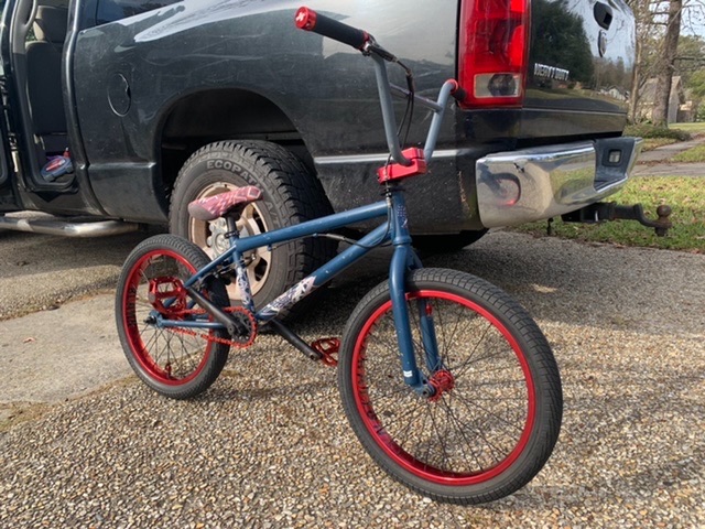 Let's check out each other's bikes and get the BMX mojo flowing again ...