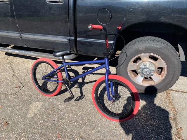 Let's check out each other's bikes and get the BMX mojo flowing again ...