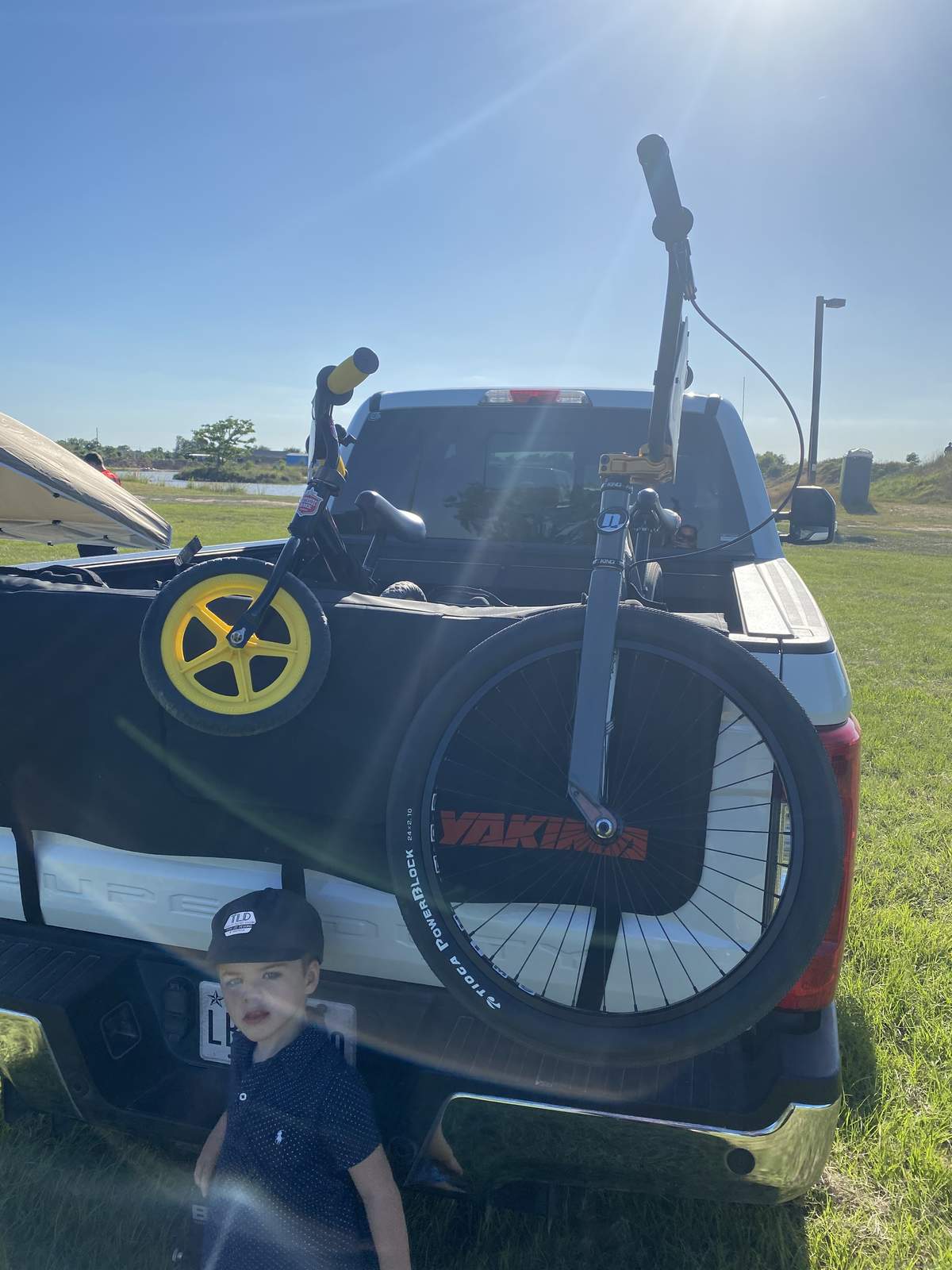 Proper use of a top tube pad these days. - BMXmuseum.com Forums