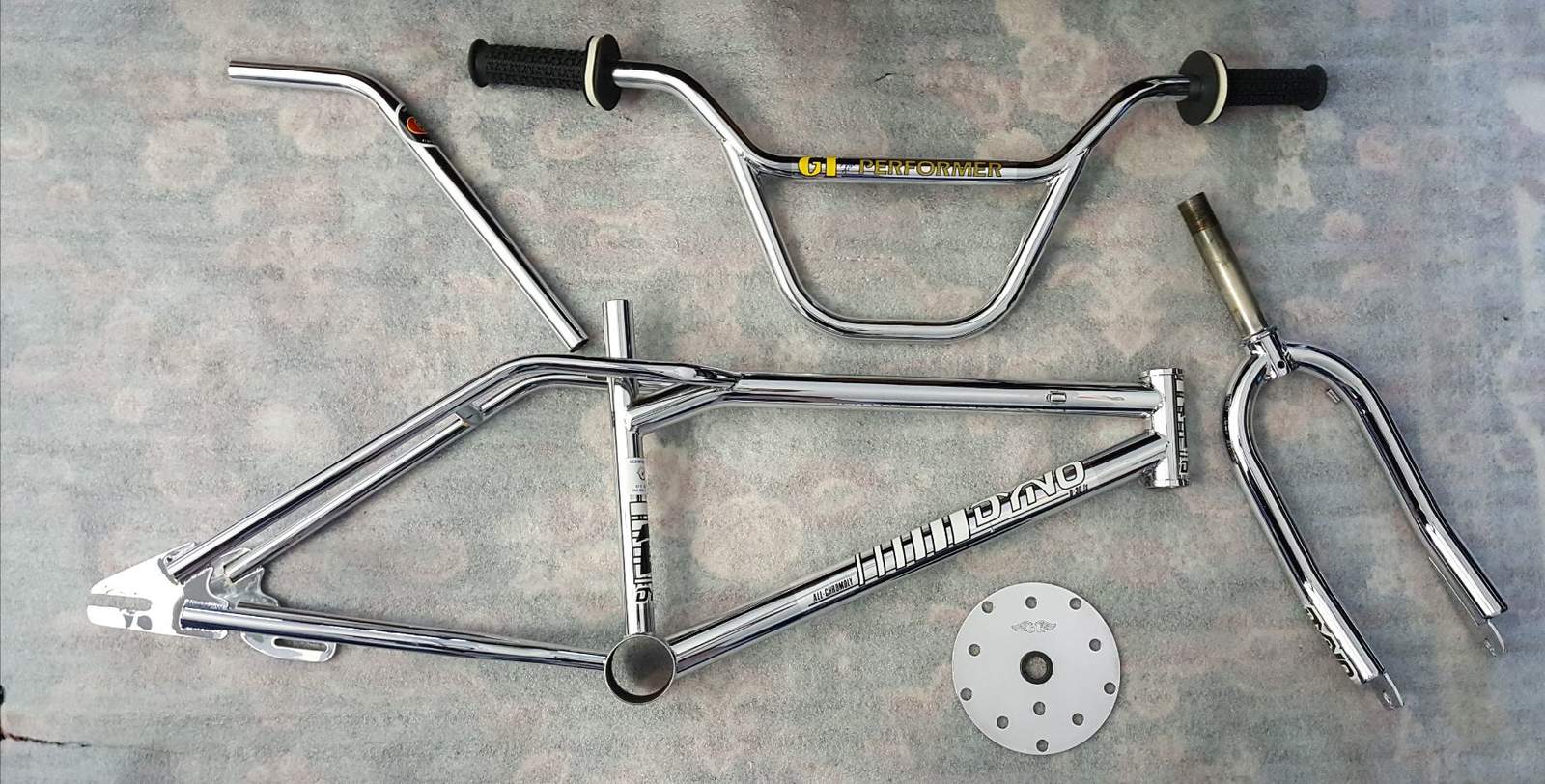 Let's check out each other's bikes and get the BMX mojo flowing again ...