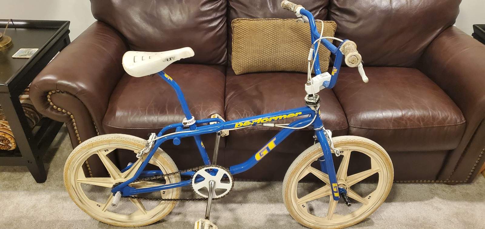 Let's check out each other's bikes and get the BMX mojo flowing again ...