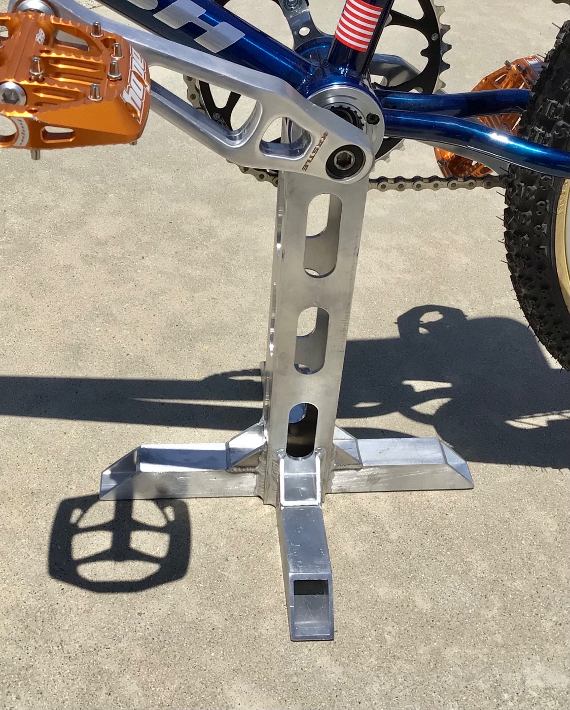 Custom bike stand - BMXmuseum.com Forums