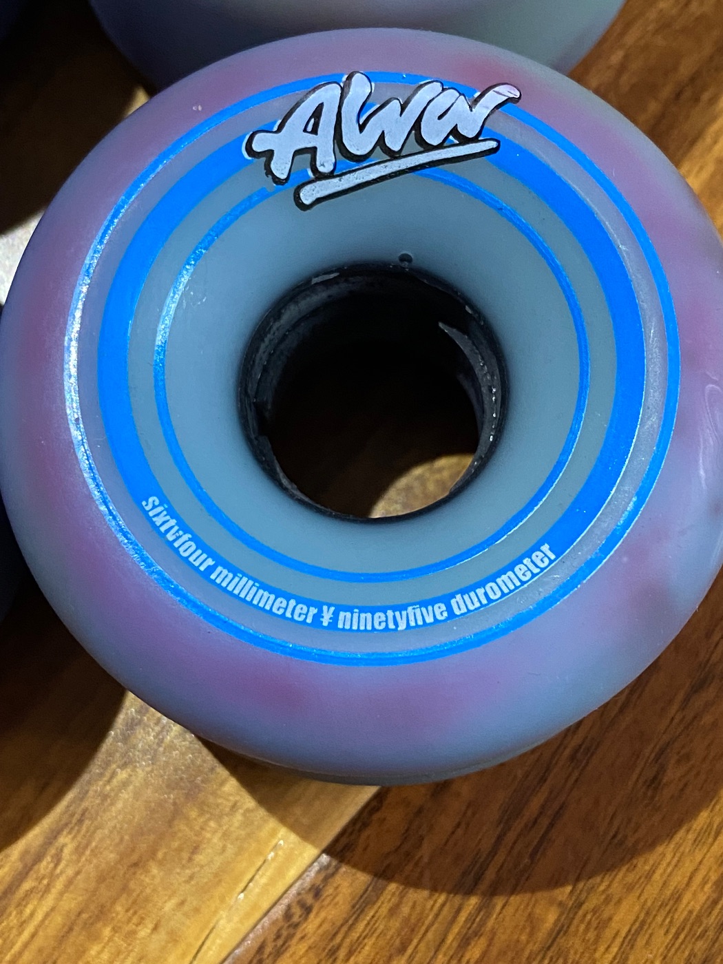 Tony Alva Skateboard Wheels 64mm 95 durometer Scratch Design Multicolo ...