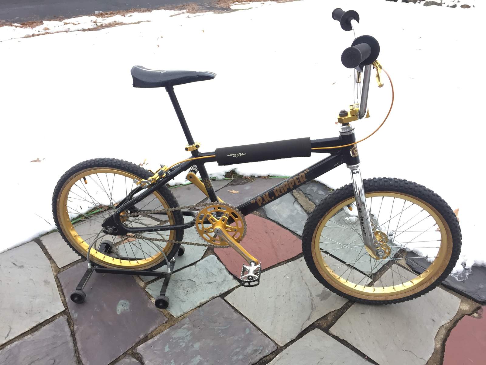 Let's see those Black and Gold builds! - BMXmuseum.com Forums