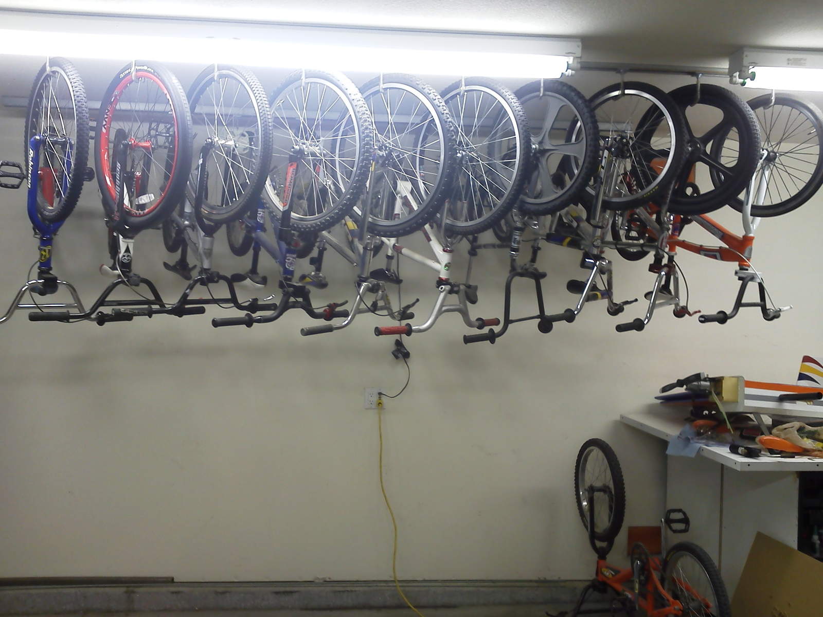 Bike Hanging display ideas - BMXmuseum.com Forums