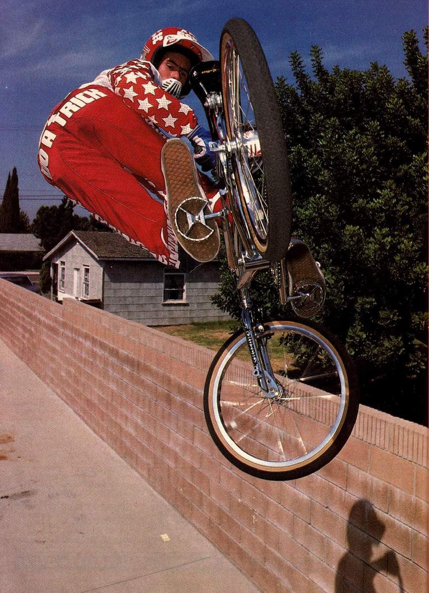 Day 4) Mr. "Do a Trick" Woody Itson - BMXmuseum.com Forums
