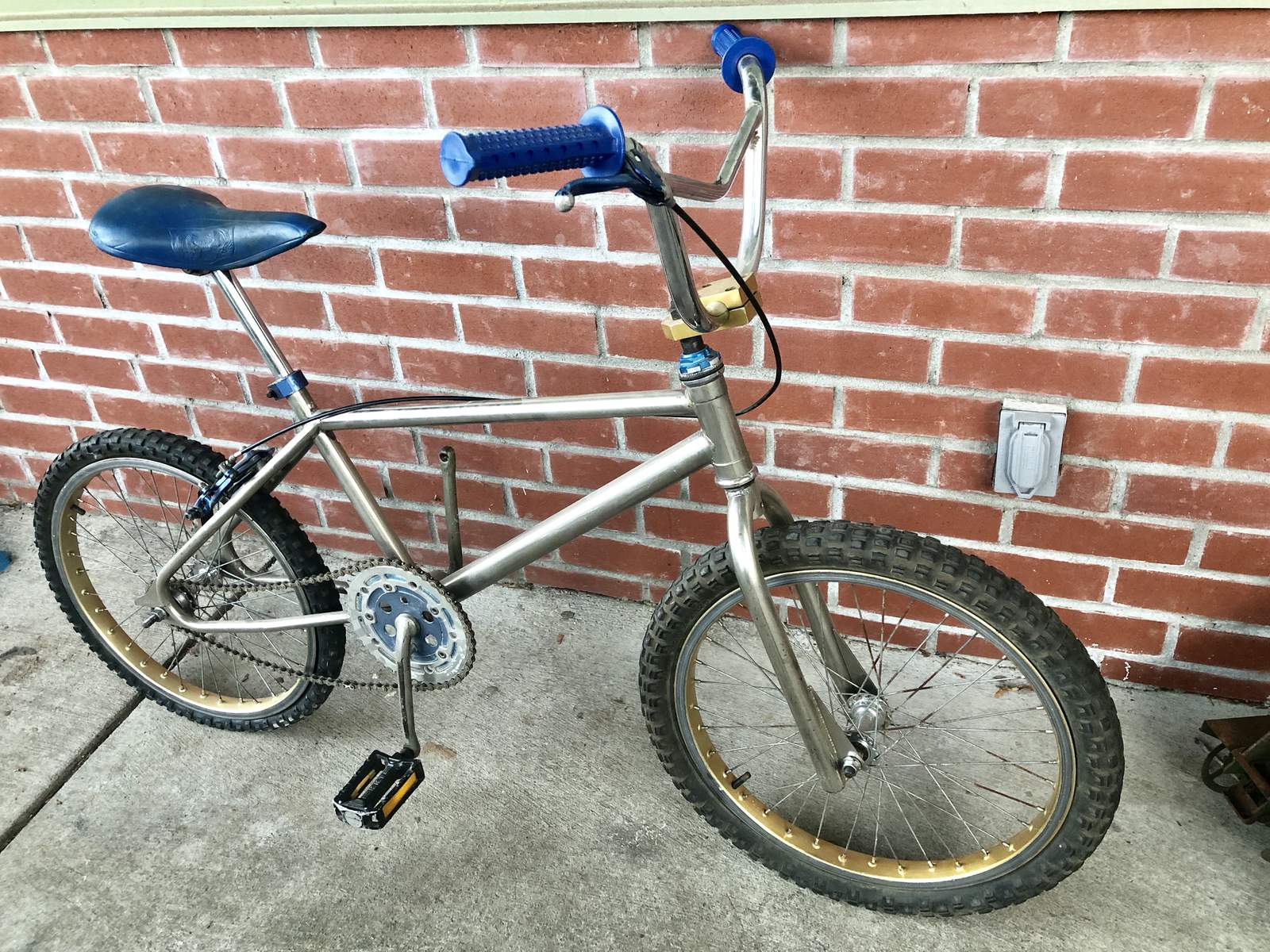 1979- and older BMX post here. bikes, parts, adds, gear anything ...