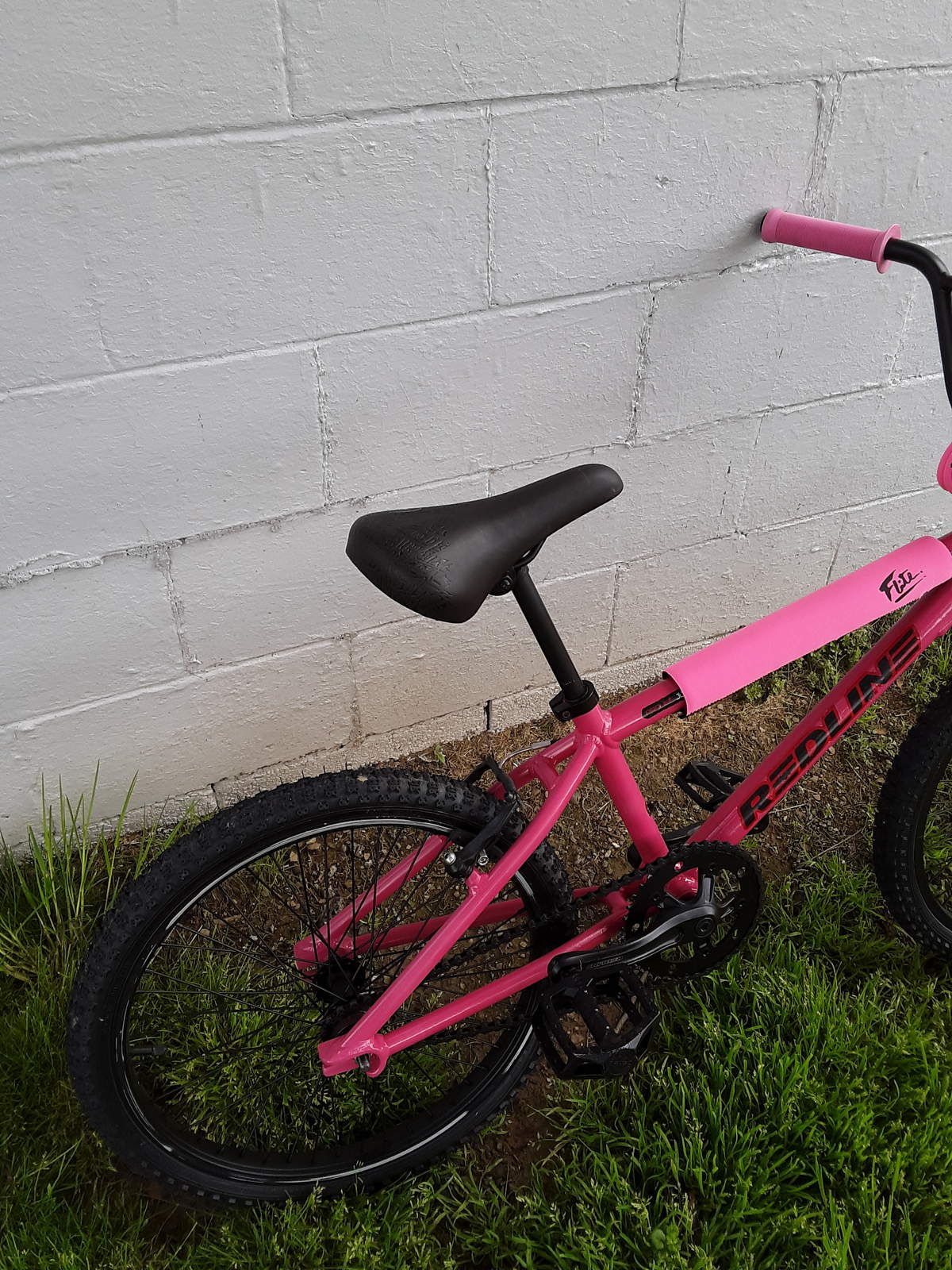Think PINK!! Pink bmx bikes might need one of these! - BMXmuseum.com Forums