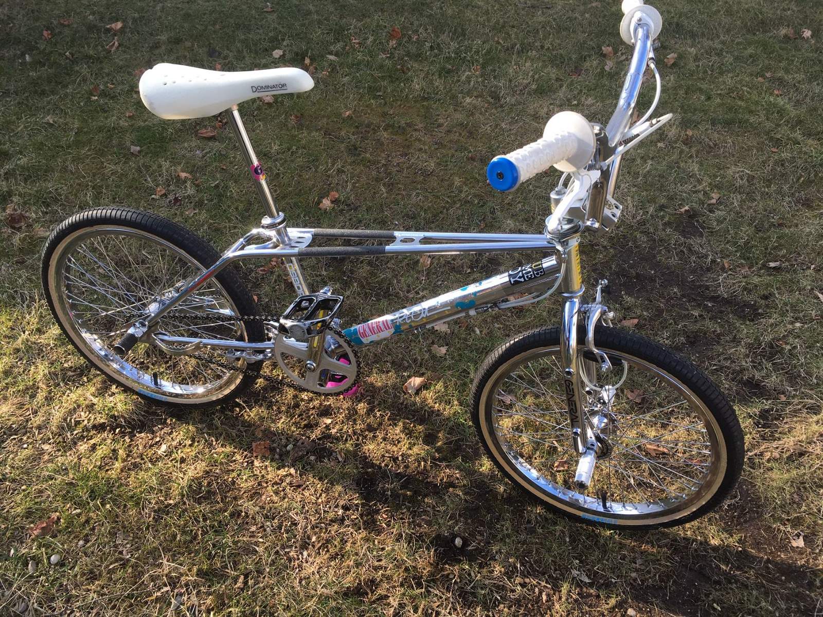 Let's check out each other's bikes and get the BMX mojo flowing again ...