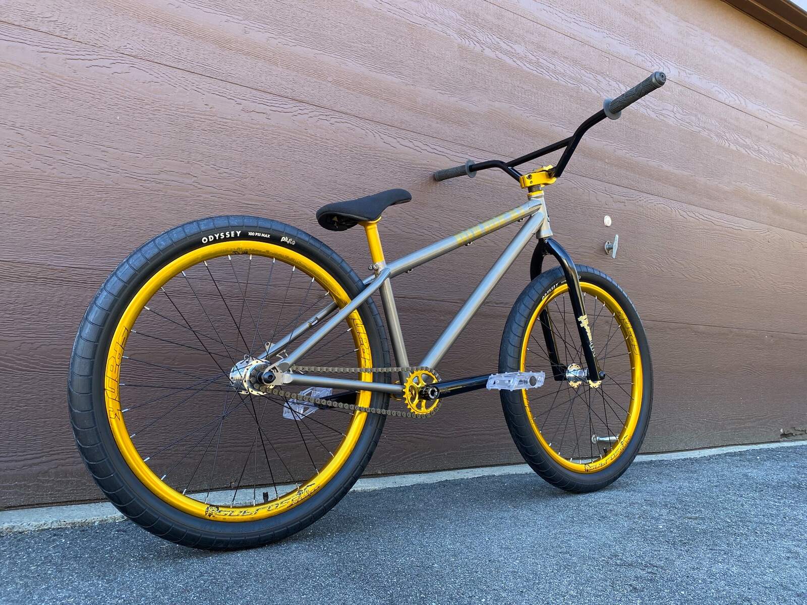 24" and 26" DJ/Urban bikes go here. - BMXmuseum.com Forums