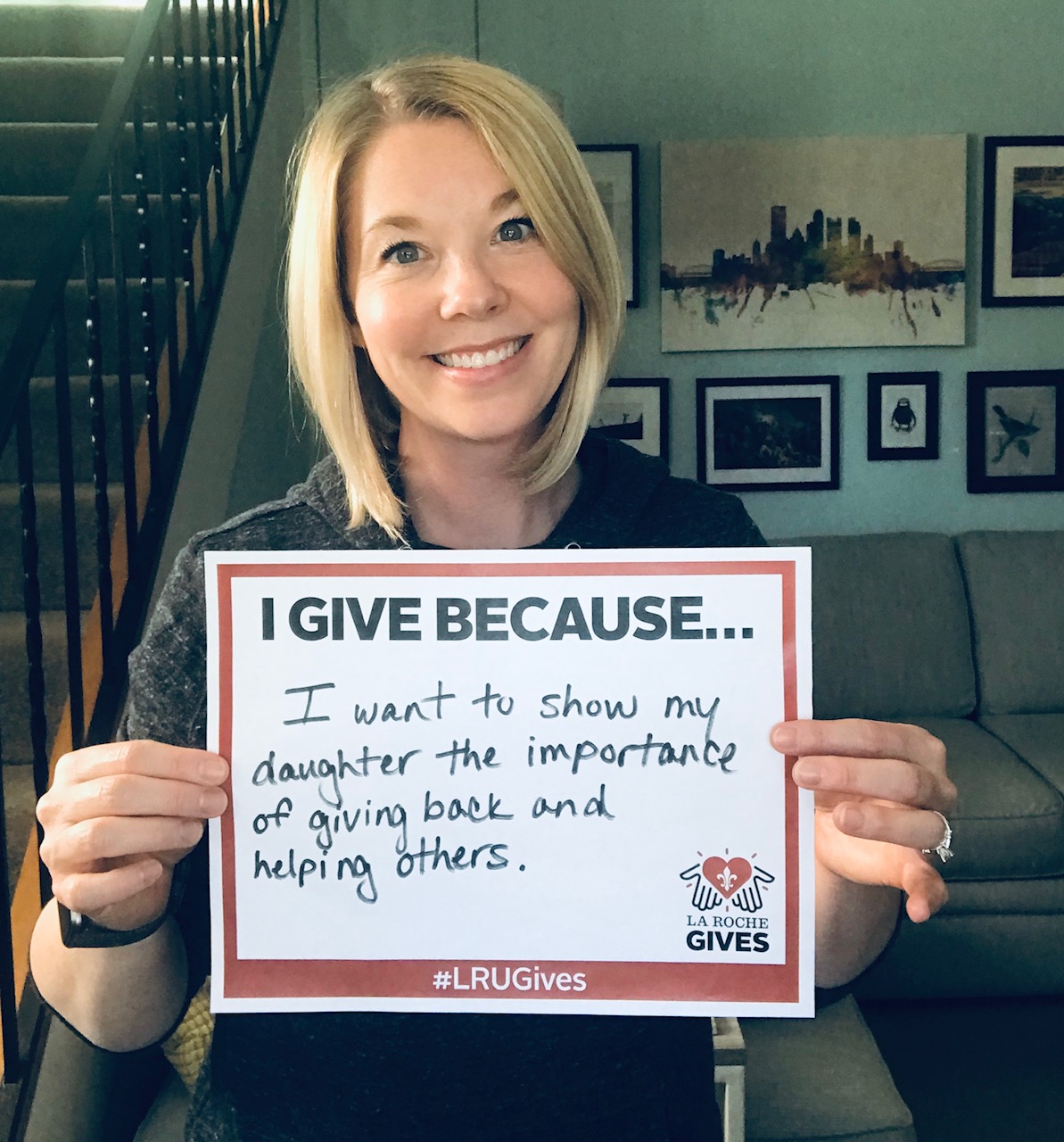 "La Roche Gives" Day of Giving - Social Media Toolkit