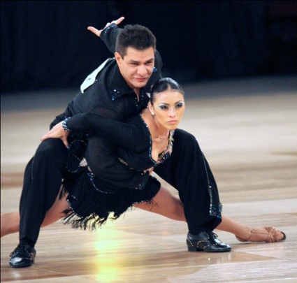 3rd World Salsa Championships (0n-2 Competition)