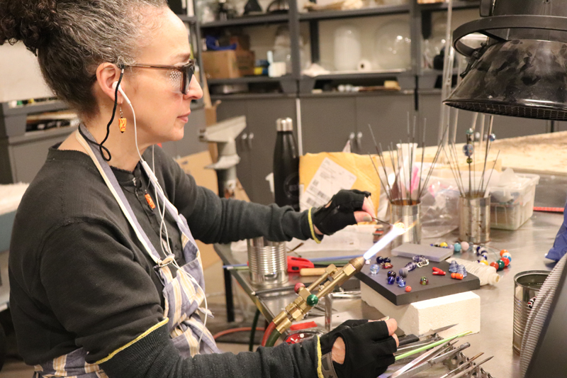 Intro to Beads (January) | UrbanGlass