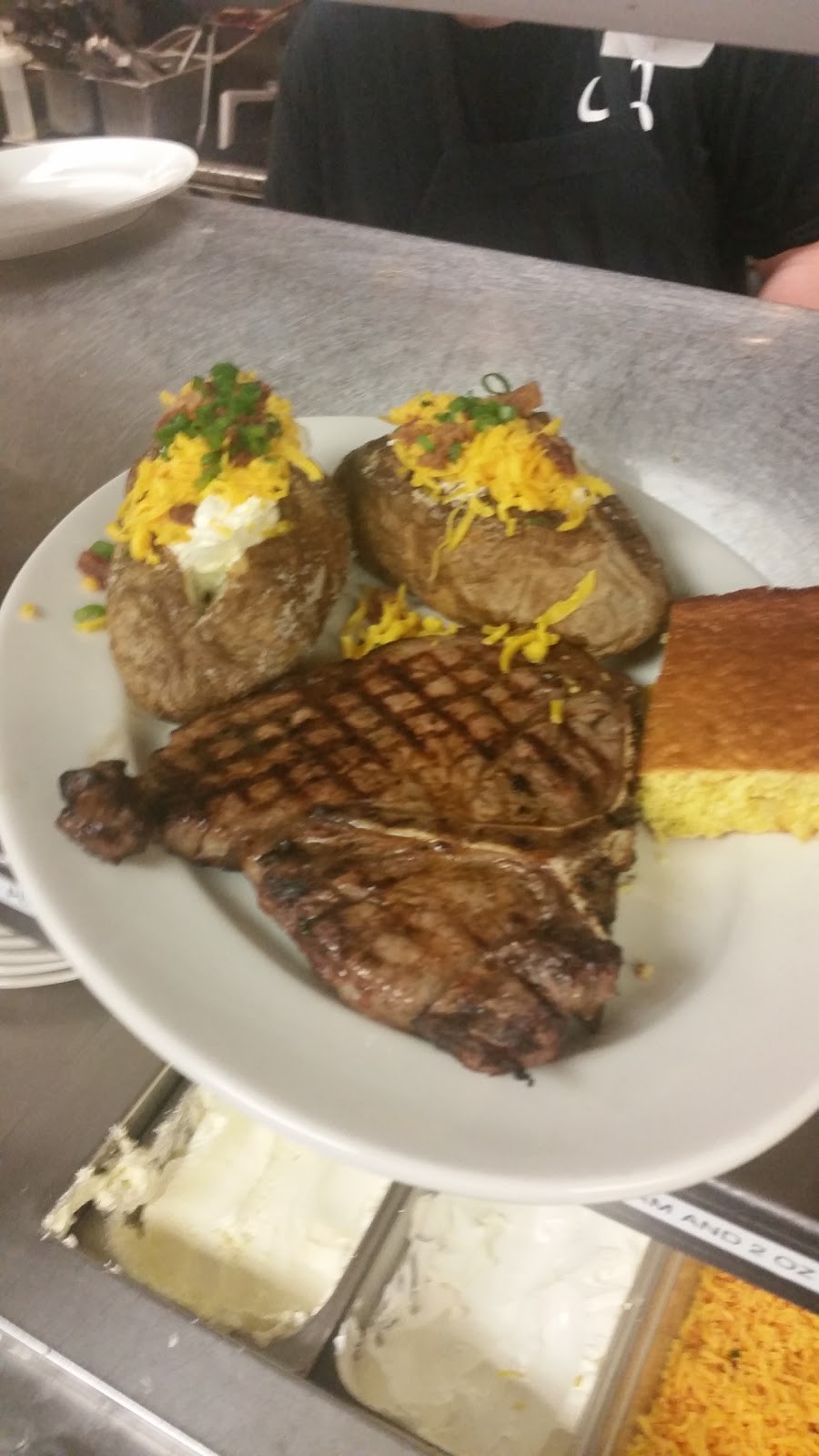 Reviews for Toby Keith's I Love This Bar & Grill