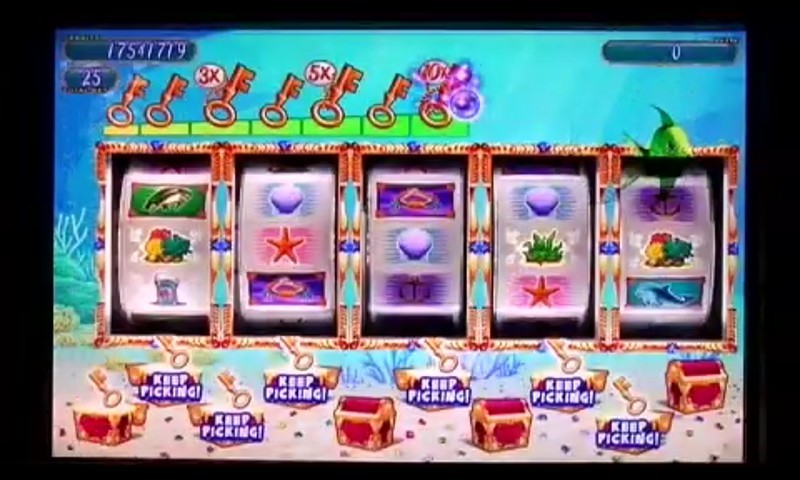 Goldfish-Mermaid Wonders Slot Machine by