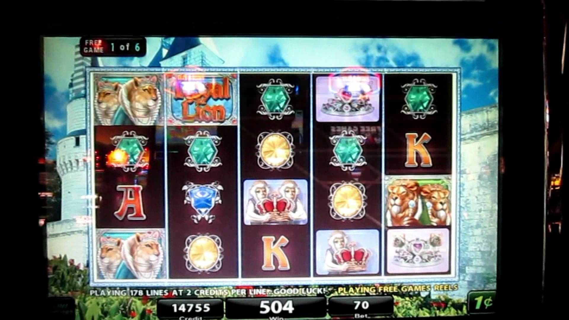 Royal Lion Slot Machine by