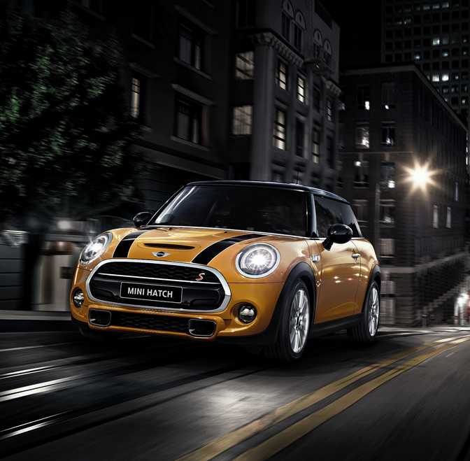 Mini Cooper (2014) vs Suzuki Swift 1.6 Sport (2014): What is the ...