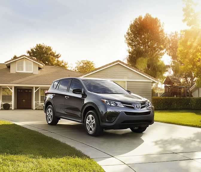 ≫ Toyota RAV4 LE (2014) vs Volvo XC60 (2015): What is the difference?