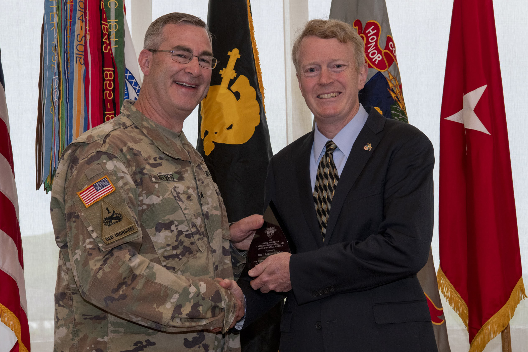 Dean recognizes instructors, professors during Dean's Awards ceremony ...