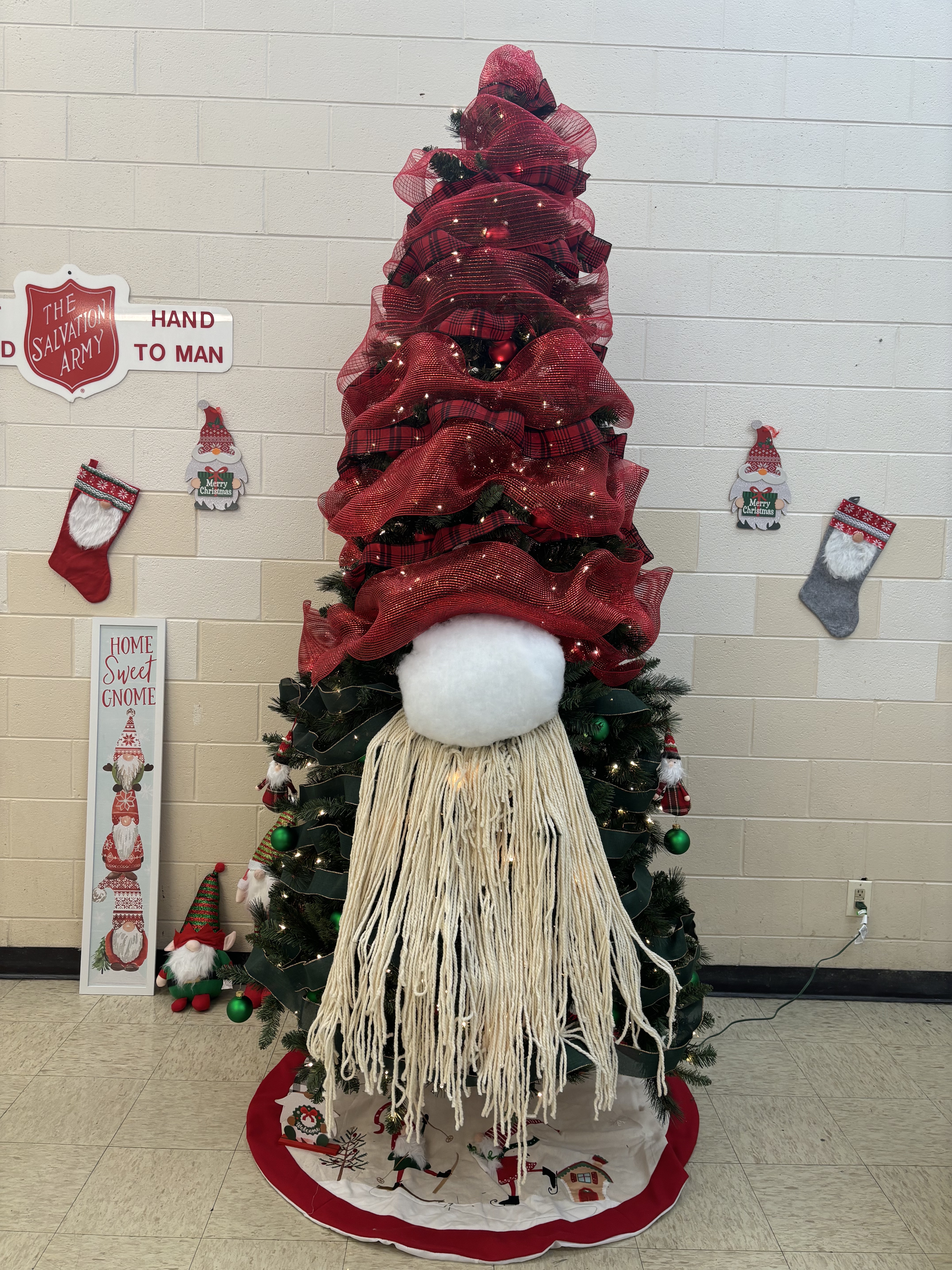 Gnome Tree - Salvation Army Chattanooga