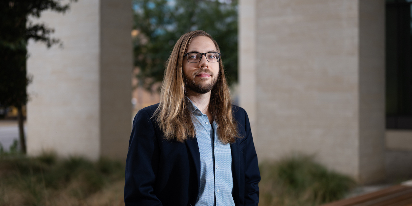 Greg Muller: Confronting Fear at Home & in Conflict Zones | Dell ...