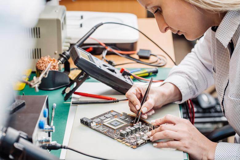 What An Electrical Engineer Does UCR Online Degree