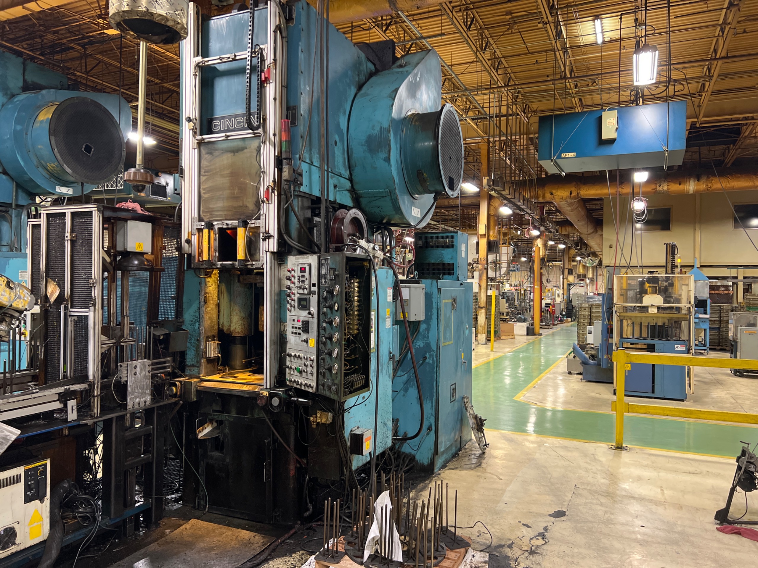 CINCINNATI 220-R-2 220 TON SIZING PRESS