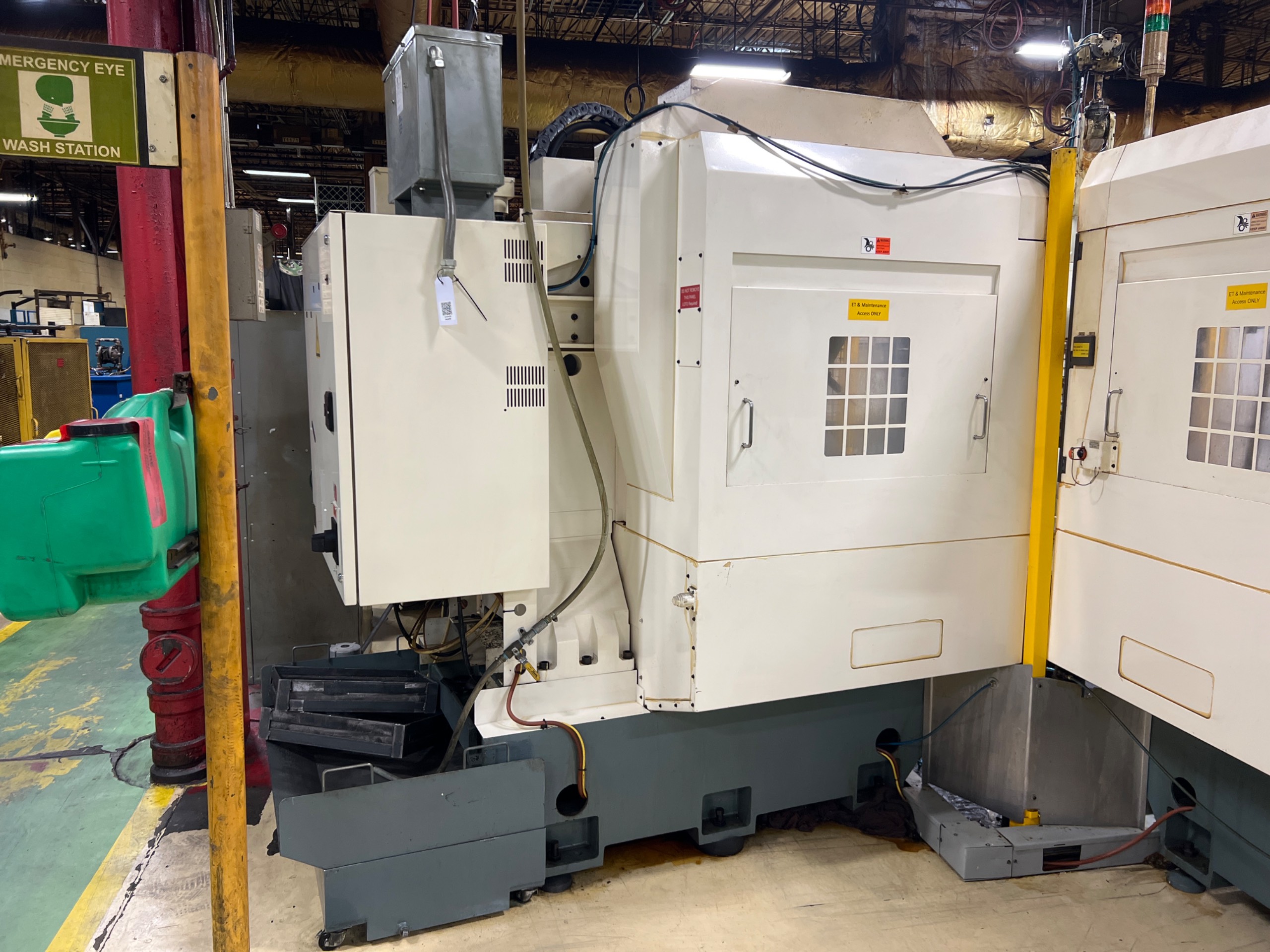 2014 TOYOSK TVT313S VERTICAL MACHINING CENTER