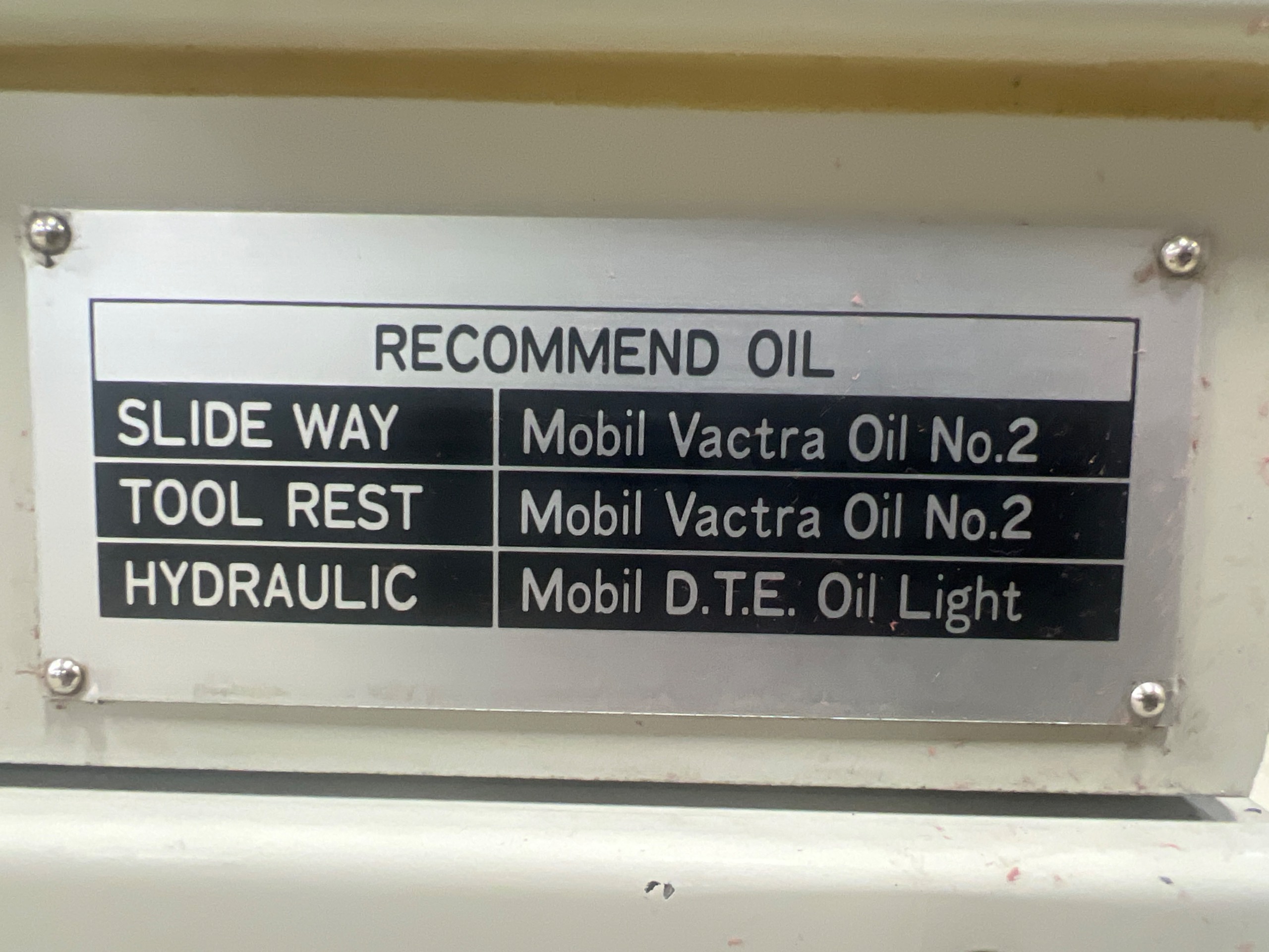 TAKISAWA TC-200 CNC LATHE