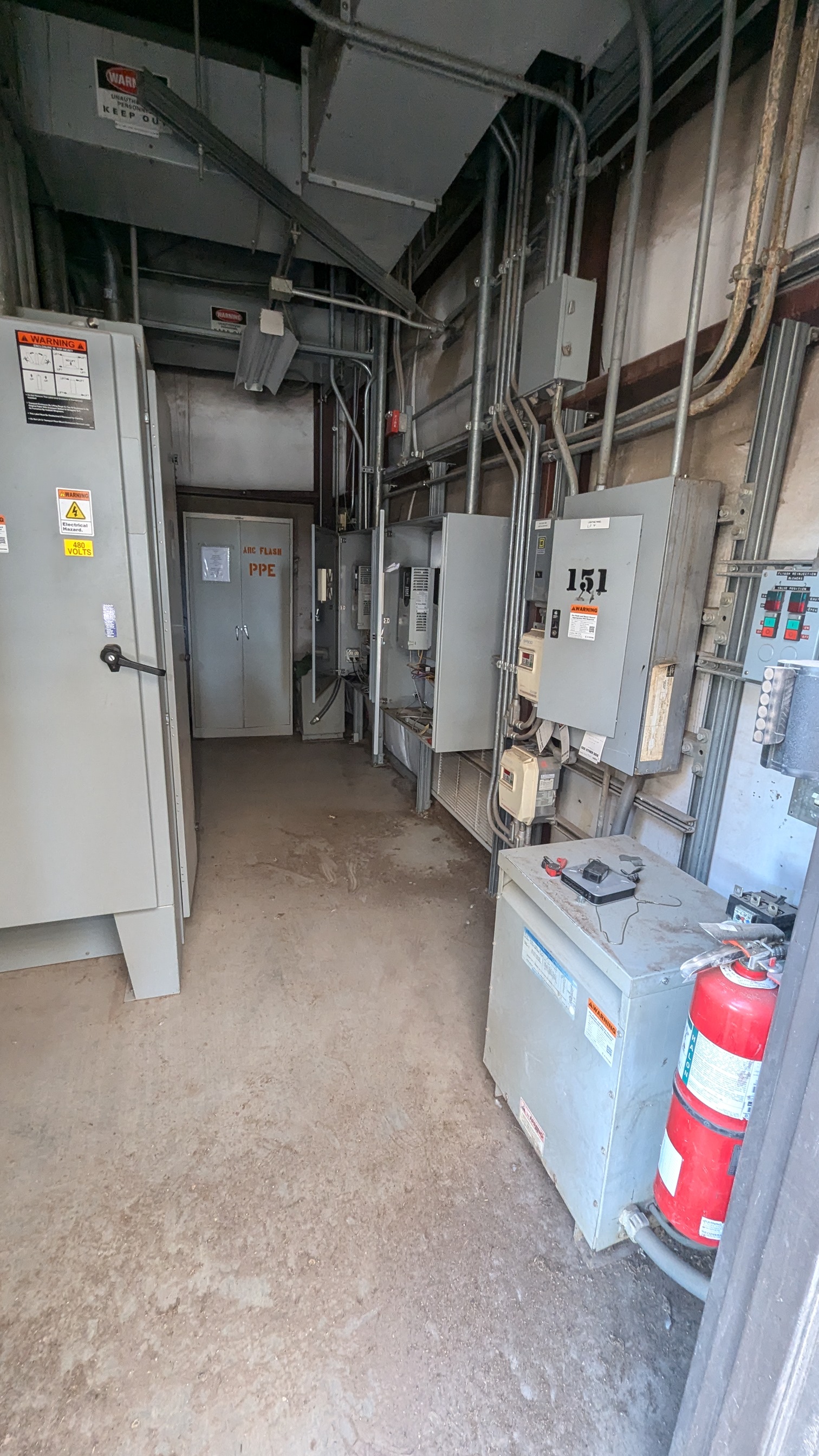 ELECTRICAL ROOM CONTAINING MOTOR CONTROL CENTERS, PANELS, TRANSFORMERS ...