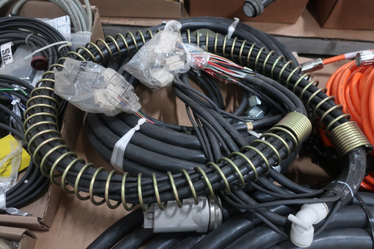 SKU 1067652 -2 PALLETS OF ASSORTED CORDSET CABLES