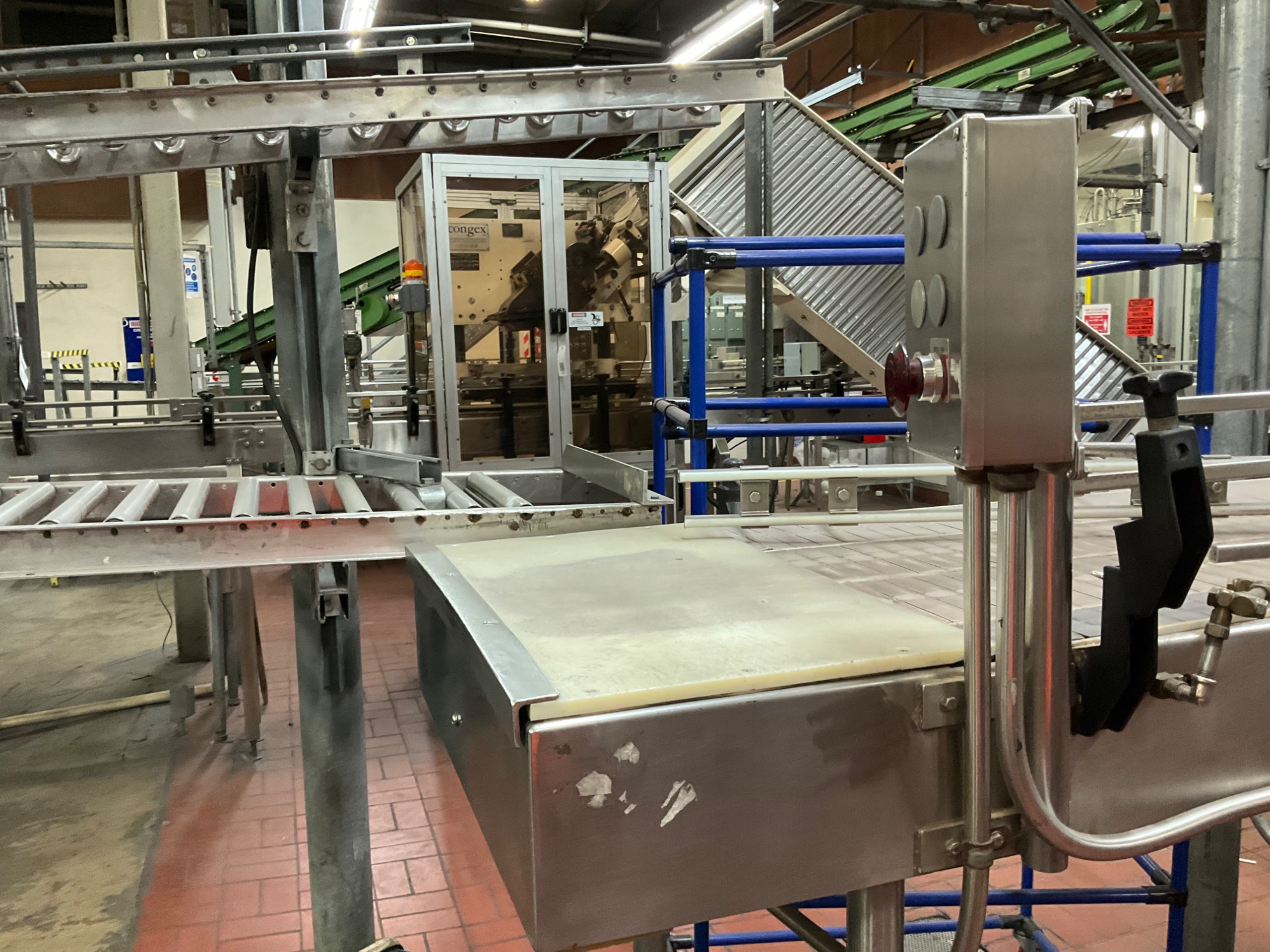 COMPLETE BOTTLING LINE A - 750ML WINE BOTTLES