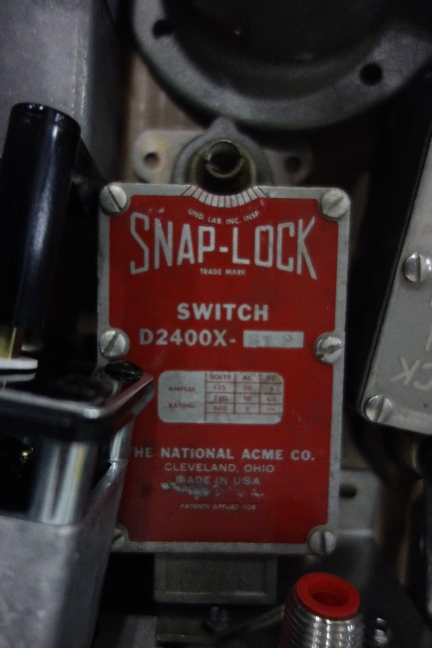 SKU 1067889 - 3 PALLETS OF ASSORTED SWITCHES