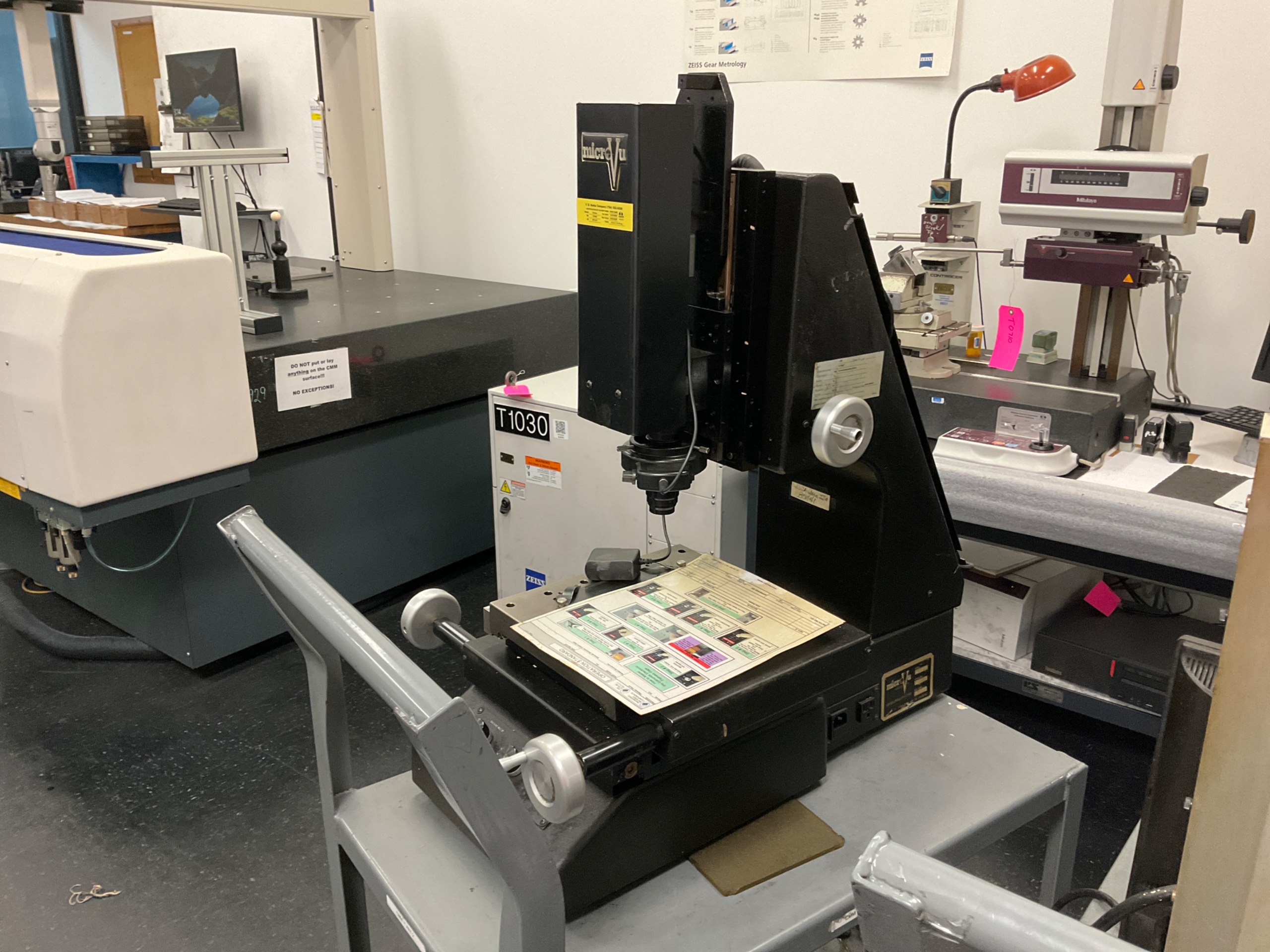 1999 MICROVU M301 MICROSCOPE For Sale | Aucto