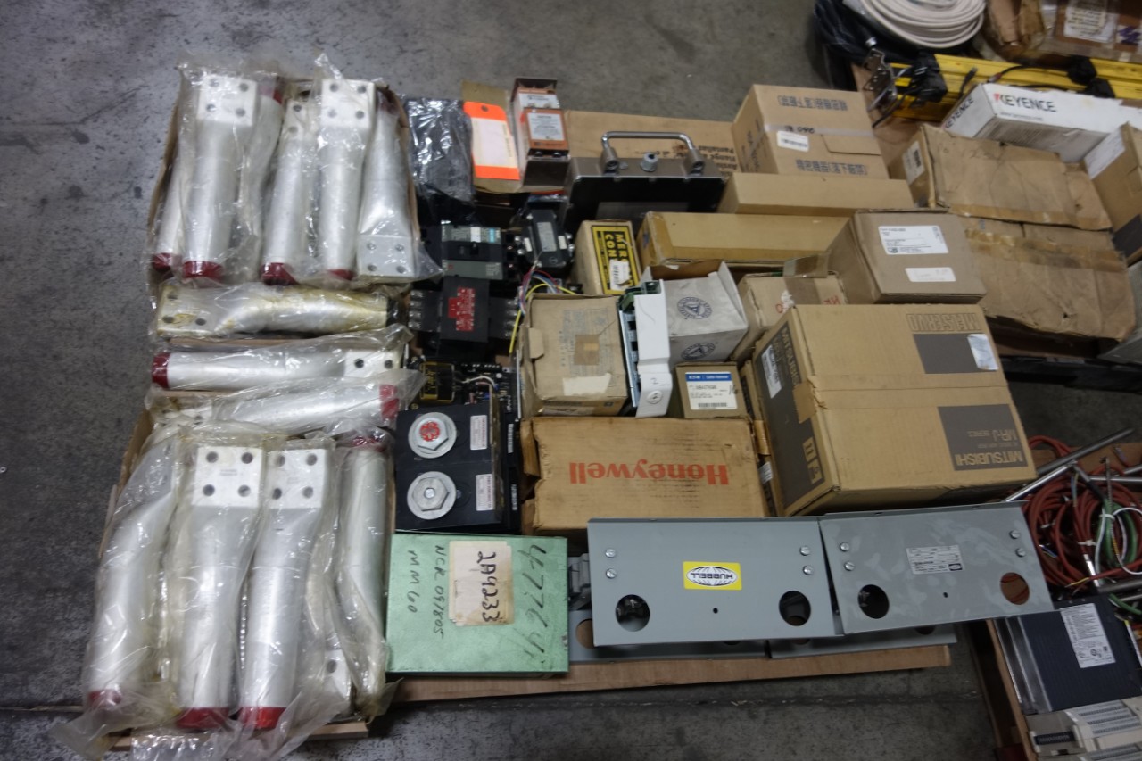 SKU 1069862 - 3 PALLETS OF ASSORTED AUTOMATION AND ELECTRICAL