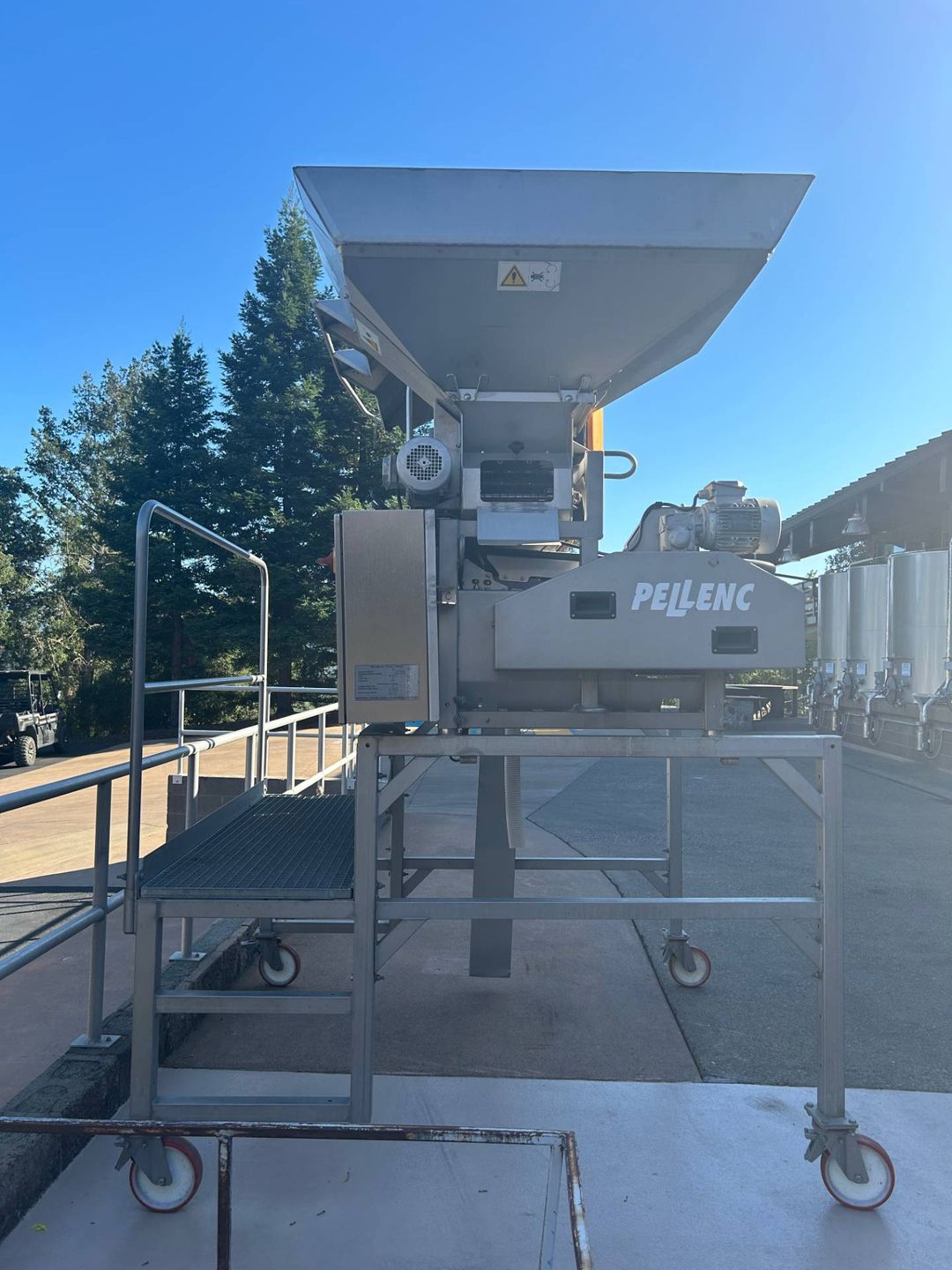 2010 PELLENC SP WINERY GRAPE DESTEMMER AND SORTER For Sale | Aucto