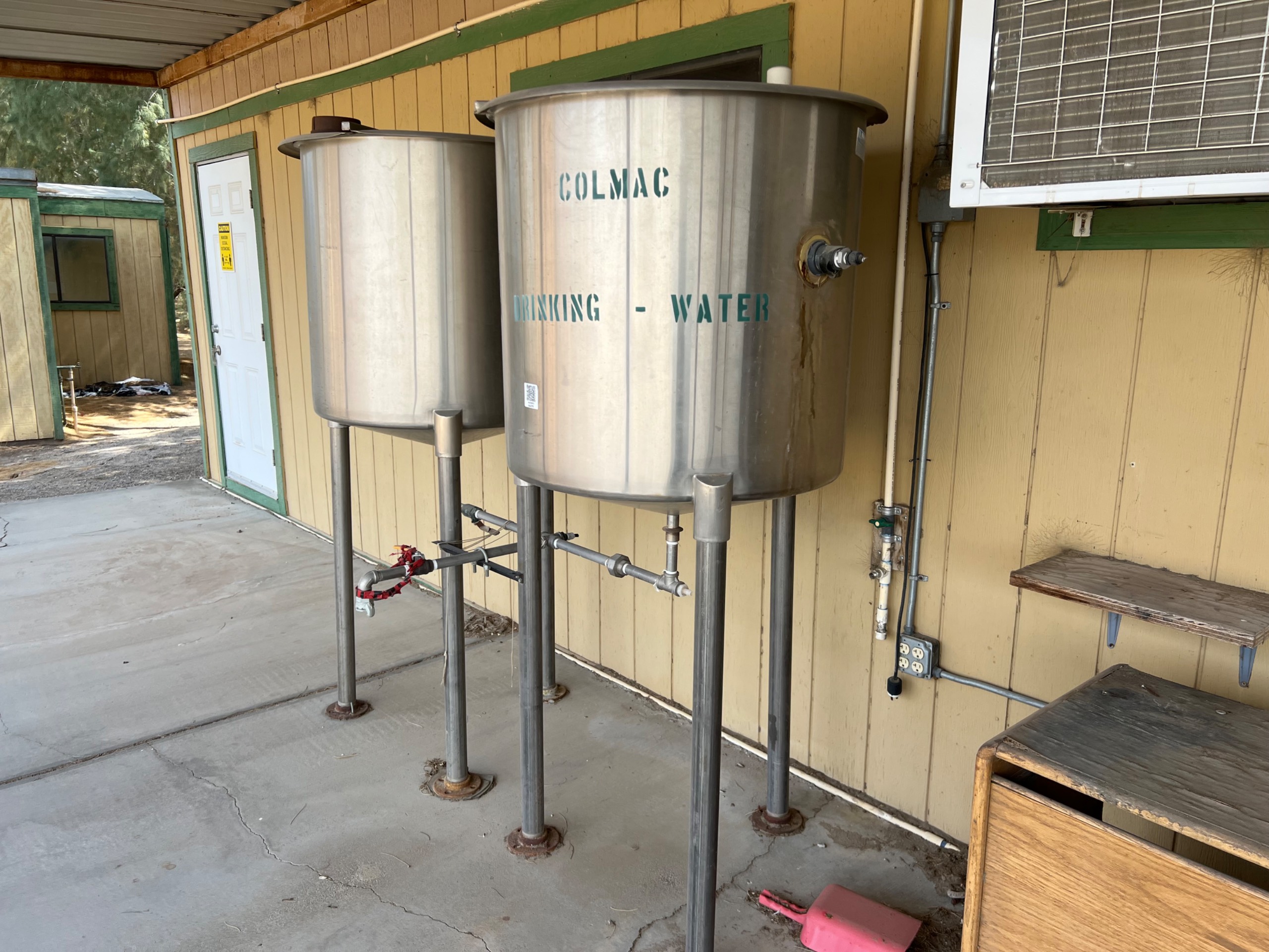 G&F TKD-80G STAINLESS PORTABLE WATER TANKS For Sale | Aucto