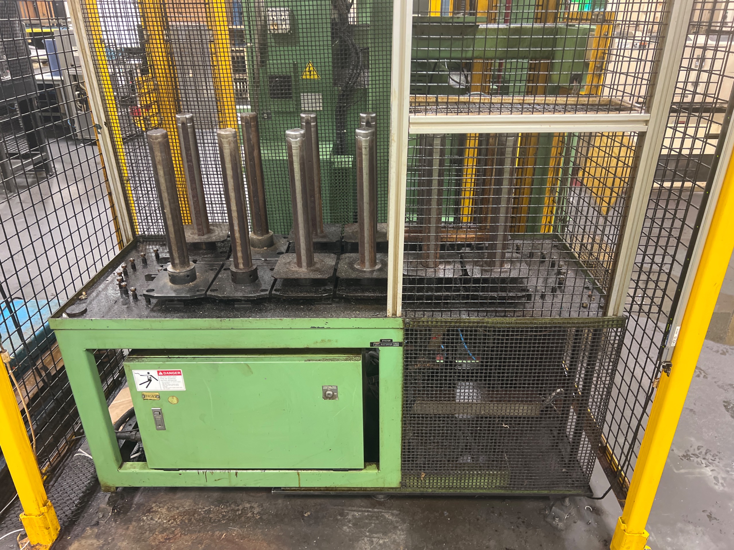 STOCKER For Sale | Aucto